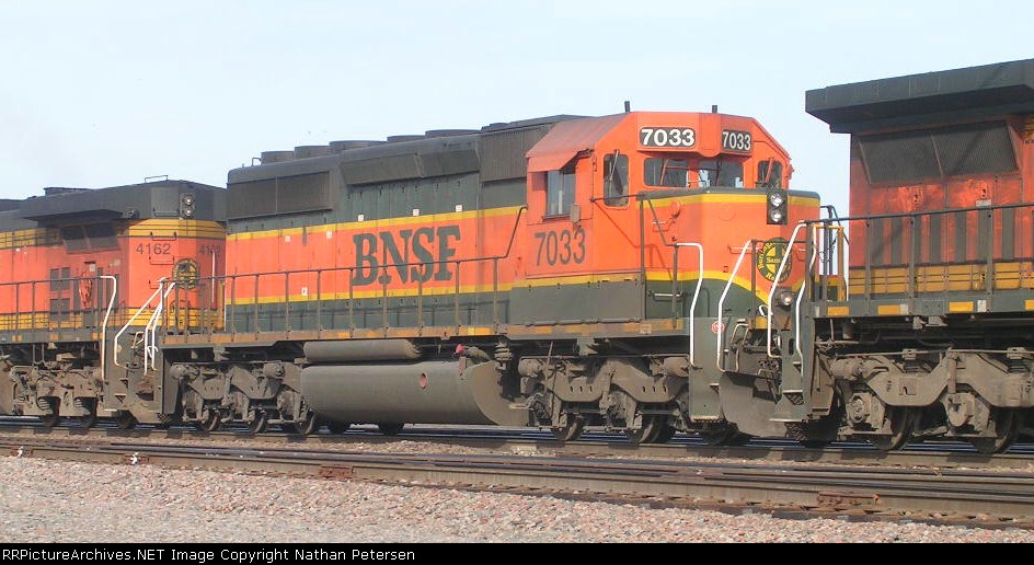 BNSF 7033